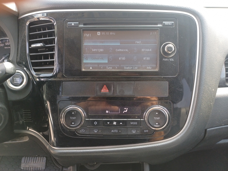 Mitsubishi Outlander Outlander 4x4 Gls 2.4 Ac 2017, Rosselot Usados ...