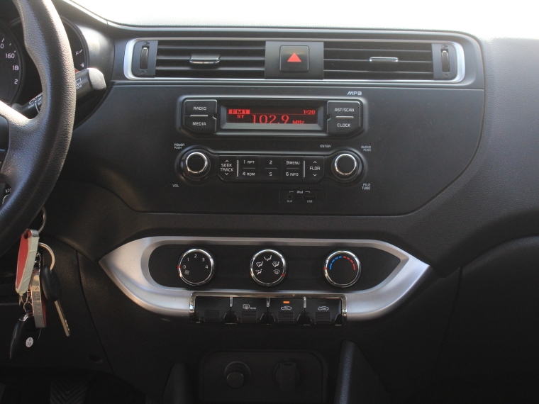 Kia Rio 5 Rio 5 Ex 1.2l 5mt Ab - 1581 2017, Rosselot Usados Viña Del ...